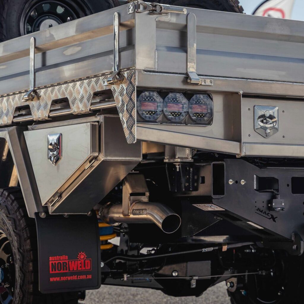 3.5" Single Exit Exhaust for 79 Series 4.5L Dual Cab : Torqit